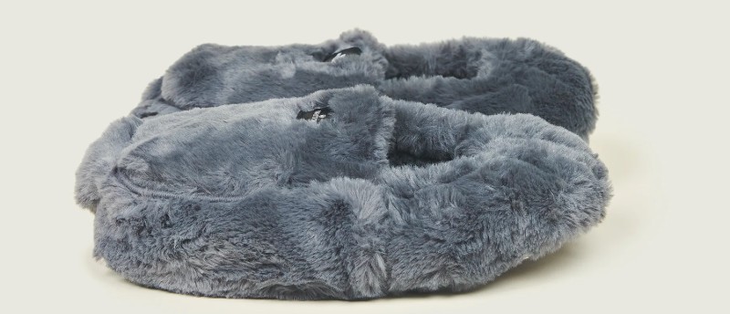 Warmies Luxury Soft Slippers (Grey) - RaynaudsDisease.com